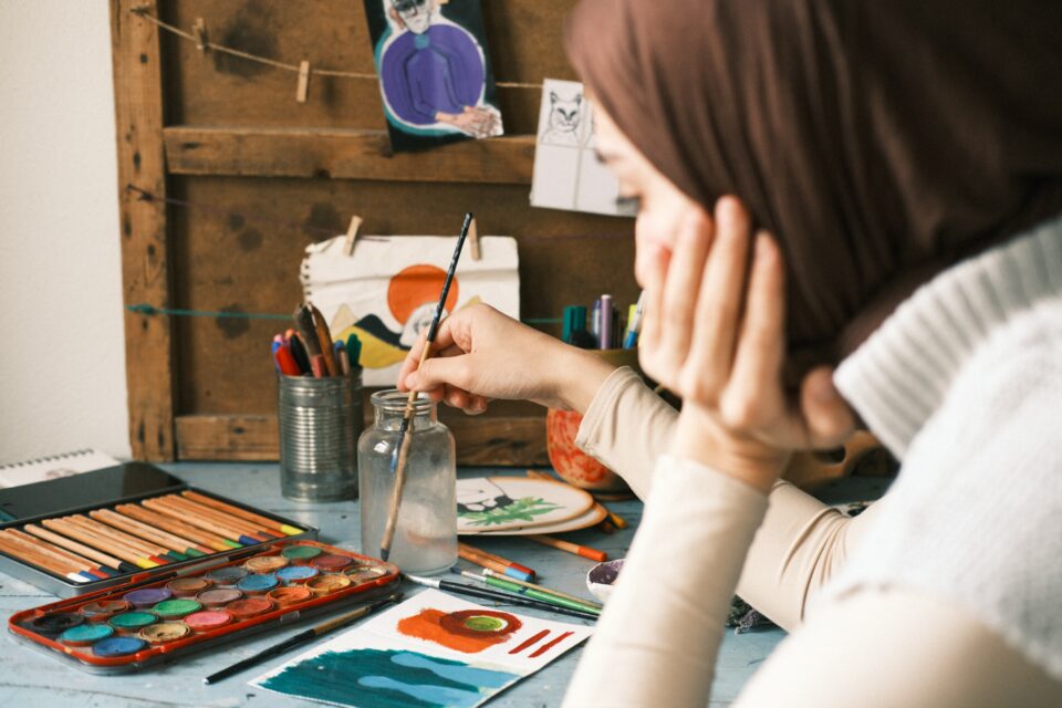 50+ Creative Art Project Ideas For College Students - GenTwenty