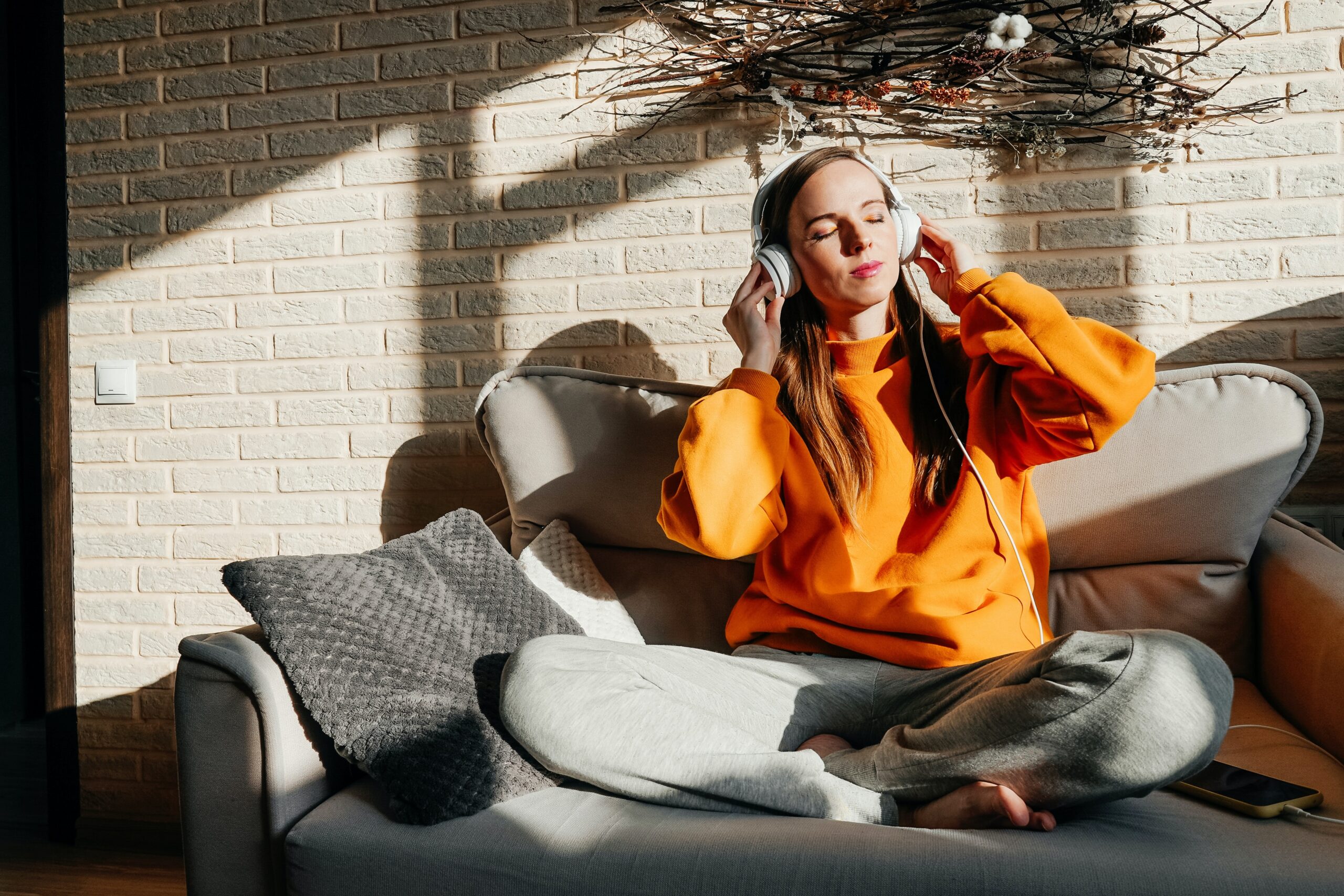 75 Inspiring and Powerful Songs For Self Confidence - GenTwenty