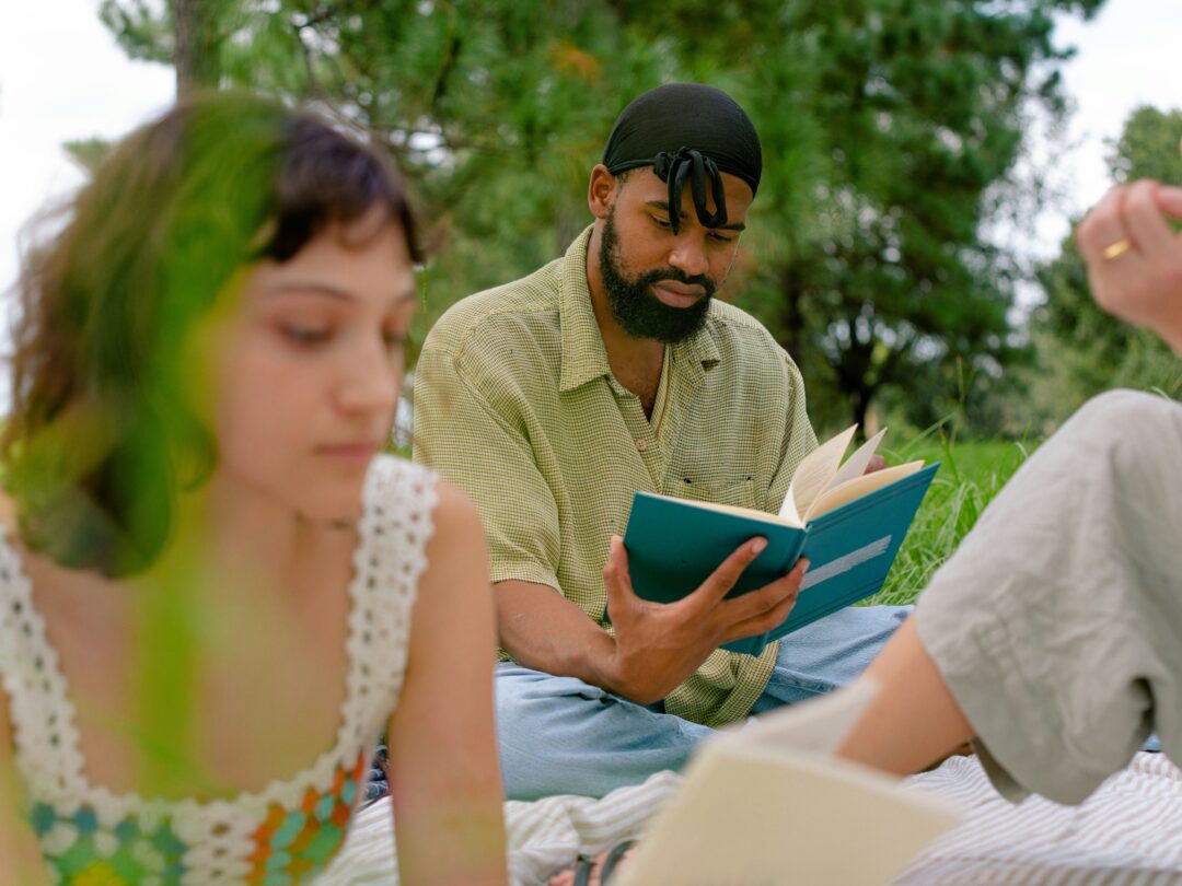 Organize a Book Swap: A Fun and Social Way to Reach Your Reading Goals ...